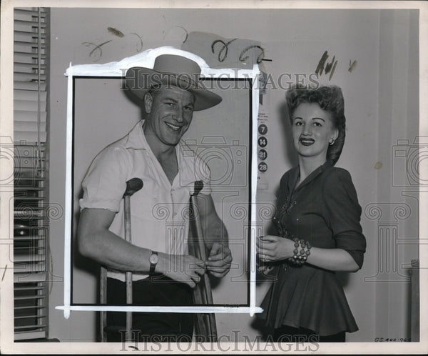 1947 Press Photo Bill Veeck - cvp81518 - Historic Images