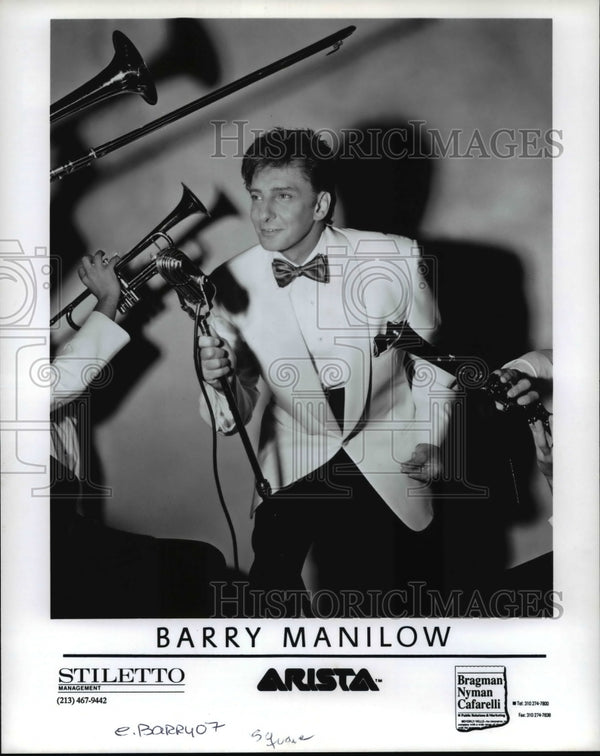 1995 Press Photo Barry Manilow - cvp82406 - Historic Images