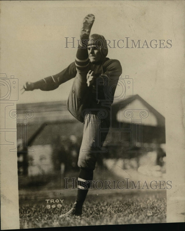 1923 Press Photo Charles Cassidy, Cornell Fullback in Action - cvs04678 ...