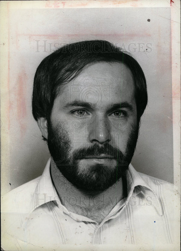 Press Photo Joe Lapointe - dfpd29771 - Historic Images