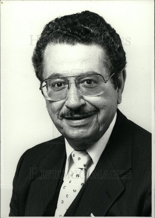 1986 Press Photo Vincent Mercer - dfpd31339 - Historic Images