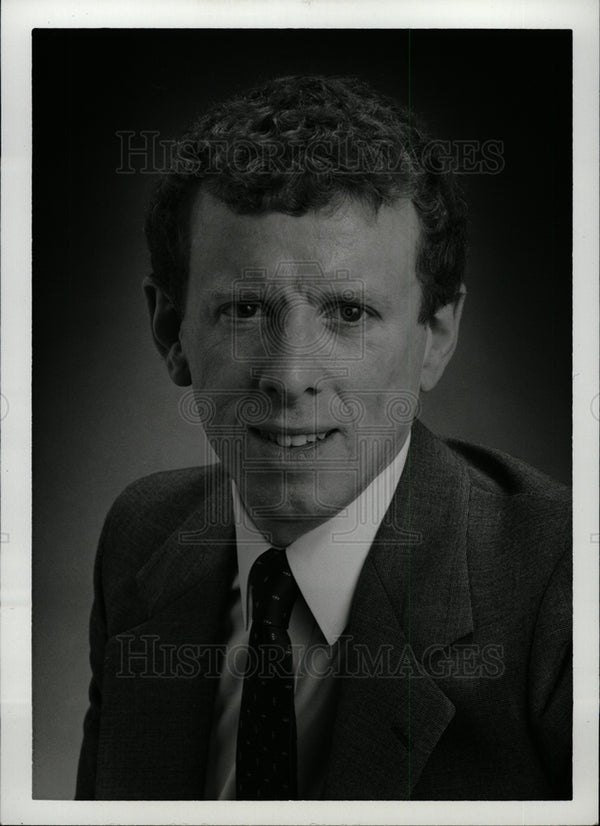 1987 Press Photo James Brooker Vice President WNICJames - dfpd38723 ...