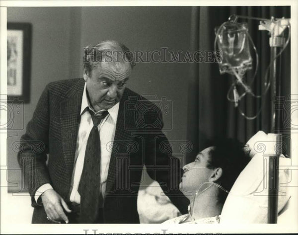 1987 Press Photo Bill Dana and Howie Mandel In Scene From "St ...