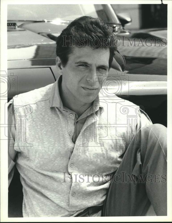 1986 Press Photo Actor Nick Mancuso In TV Show "Stingray" - hca56229 ...