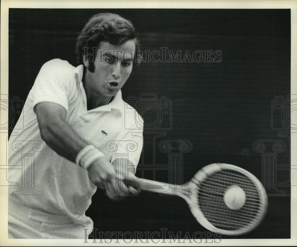 1974 Press Photo Professional tennis player Eddie Dibbs of Miami, FL ...