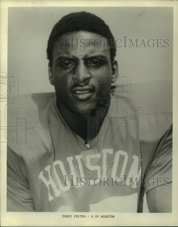 1977 Press Photo University of Houston football player Eddie Foster ...