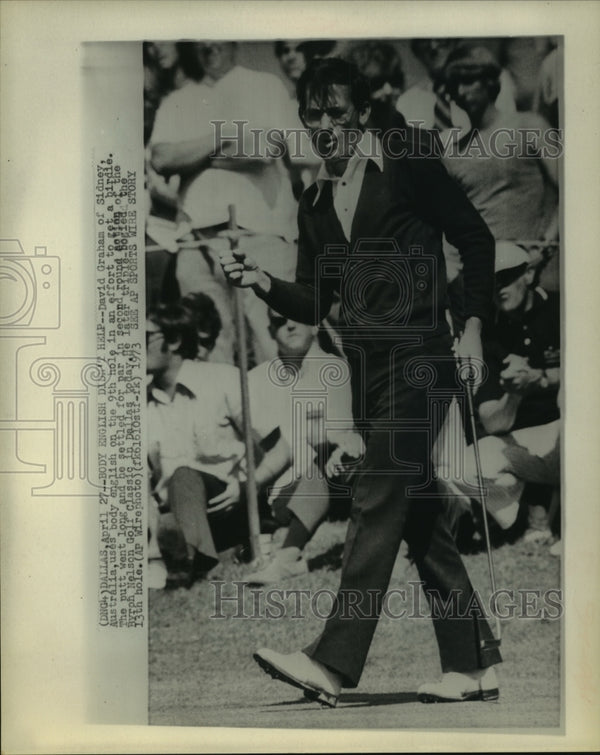 1973 Press Photo Pro golfer David Graham misses putt at Byron Nelson ...