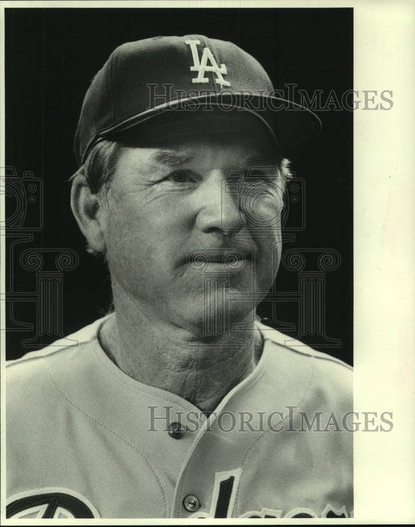 1980 Press Photo Los Angeles Dodgers pitching coach Red Adams ...