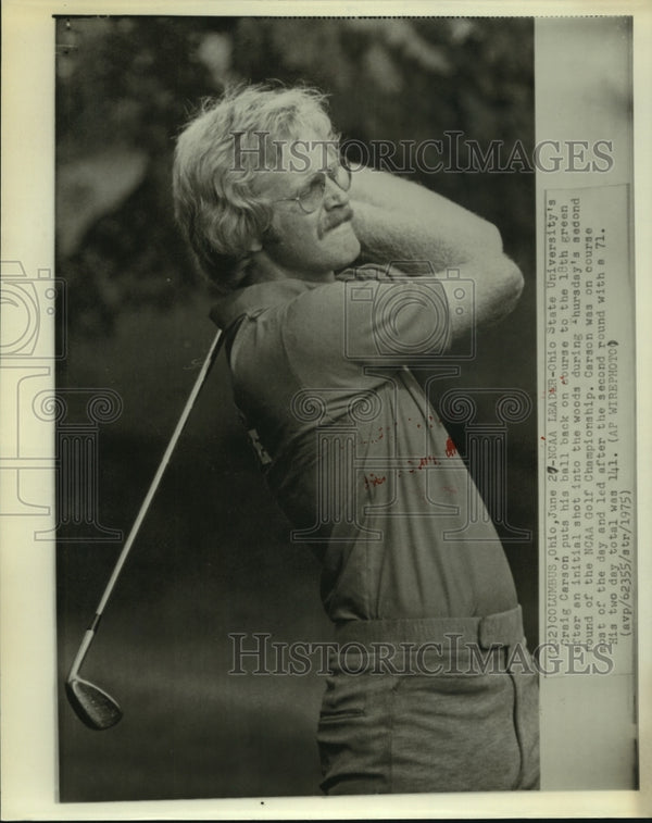1975 Press Photo Ohio State's Craig Carson hits from woods at NCAA Cha ...