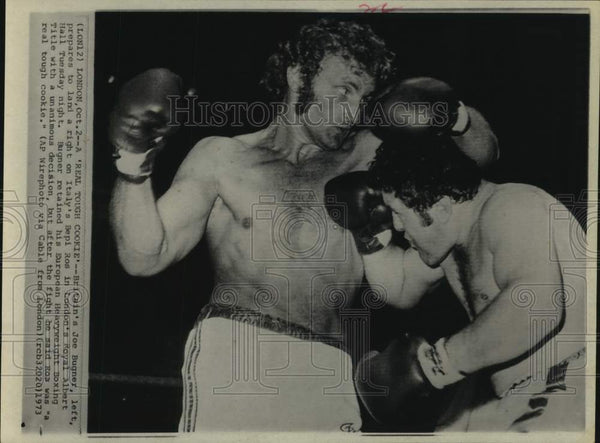 1973 Press Photo Britain's Joe Bugner prepares to land right to Italy's ...