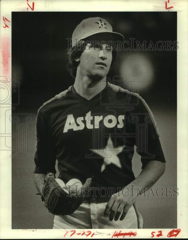 1983 Press Photo Astros pitcher Joe Sambito says strength & stamina are ...