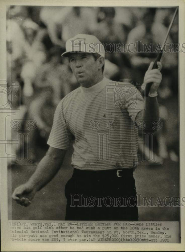 1971 Press Photo Gene Littler sinks putt on 18th, wins Colonial Nat'l ...
