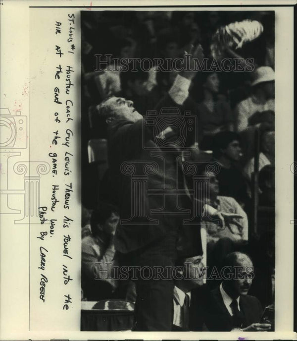 1984 Press Photo Houston Guy Lewis jubilant after win vs Memphis State ...