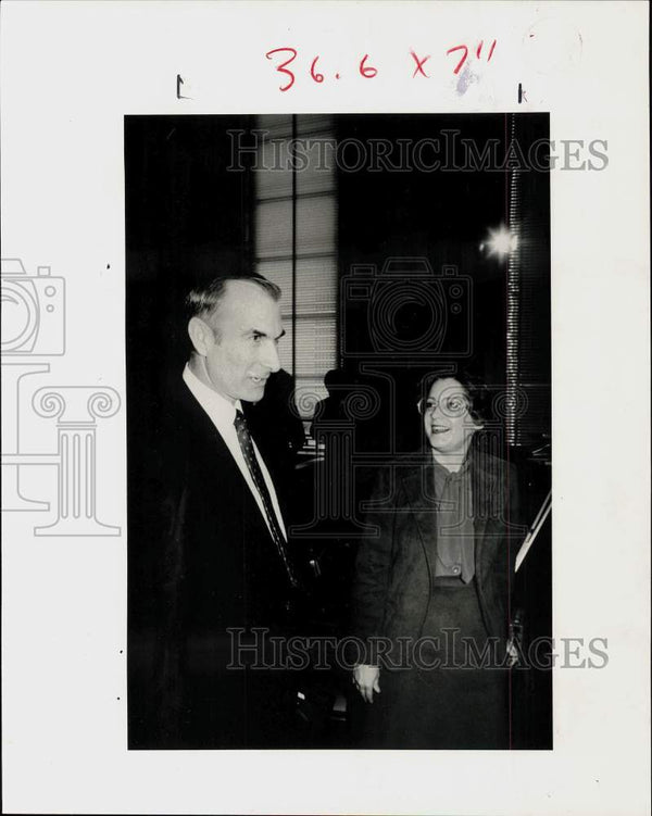 1984 Press Photo Houston Mayor Kathy Whitmire with Fire Chief Robert ...