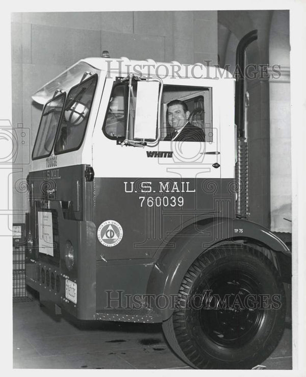 1968 Press Photo Postmaster General Marvin Watson Poses in Mail Truck ...