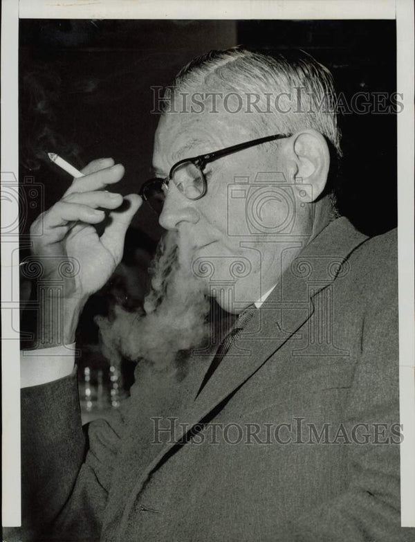 1957 Press Photo J.W. Pierson sits at state senate probe in Dallas ...