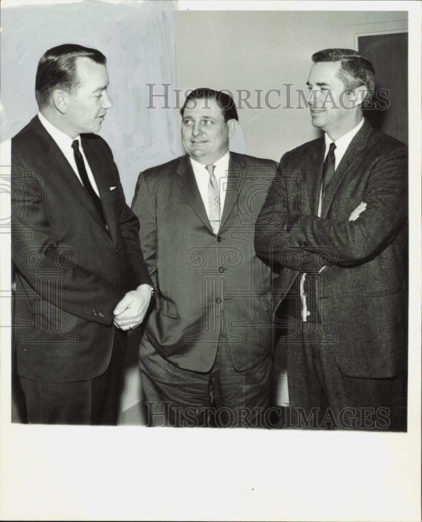 1963 Press Photo Sam Freas, Briscoe and Clyde Wilson meet in Polk ...