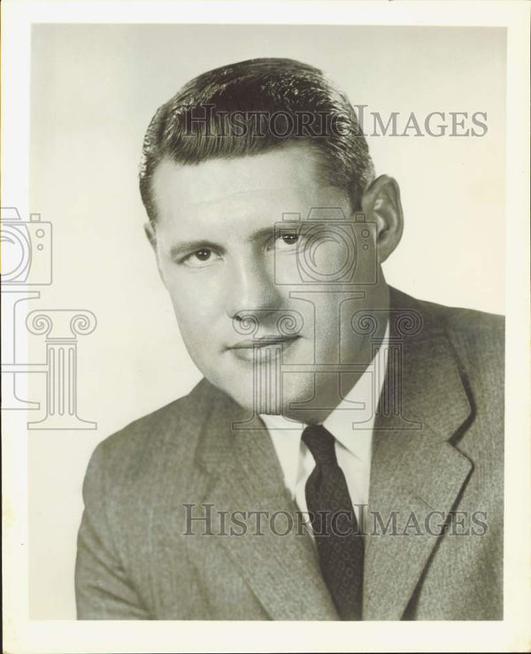 1961 Press Photo Alexander S. Strain, Owens-Corning Fiberglas ...