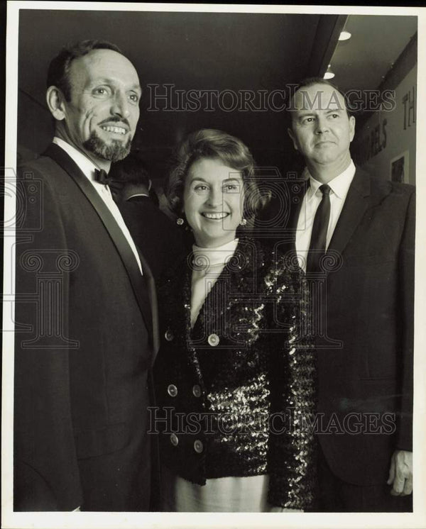 1966 Press Photo Alley Theater Actor Joseph Ruskin, Mrs. & Mr. John ...