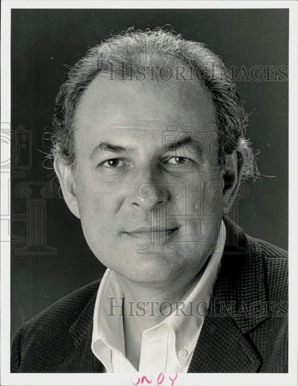 1988 Press Photo Steve Lundy, 94.5 radio station disc jockey ...