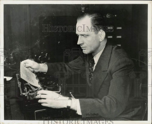 1957 Press Photo Author H. Allen Smith - hpp21738 - Historic Images