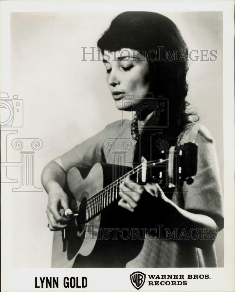 1963 Press Photo Lynn Gold, Folk Singer - hpp26803 - Historic Images