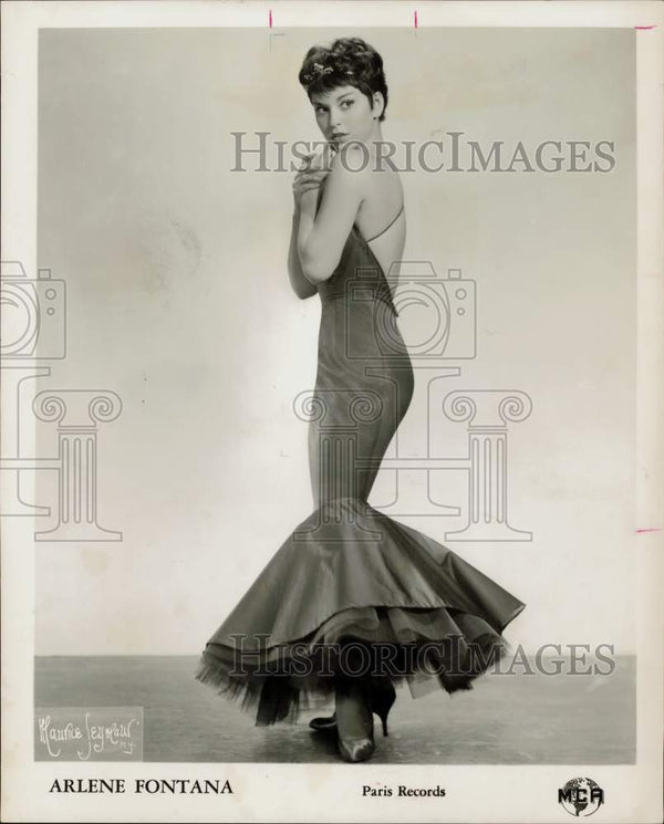 1959 Press Photo Singer Arlene Fontana - hpp27152 - Historic Images