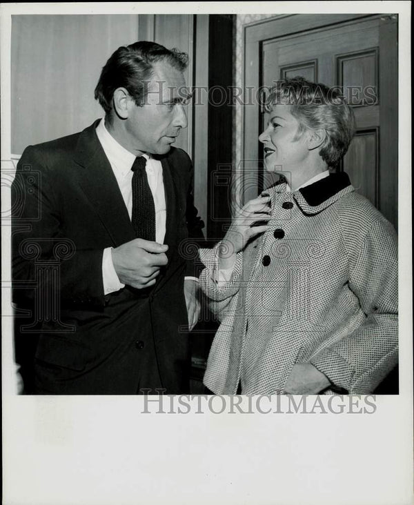 1957 Press Photo Actors Gary Merrill & Claire Trevor on "Playhouse 90 ...
