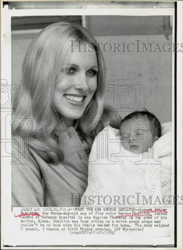 1974 Press Photo Alana Hamilton & Newborn Son George Hamilton, Son of ...
