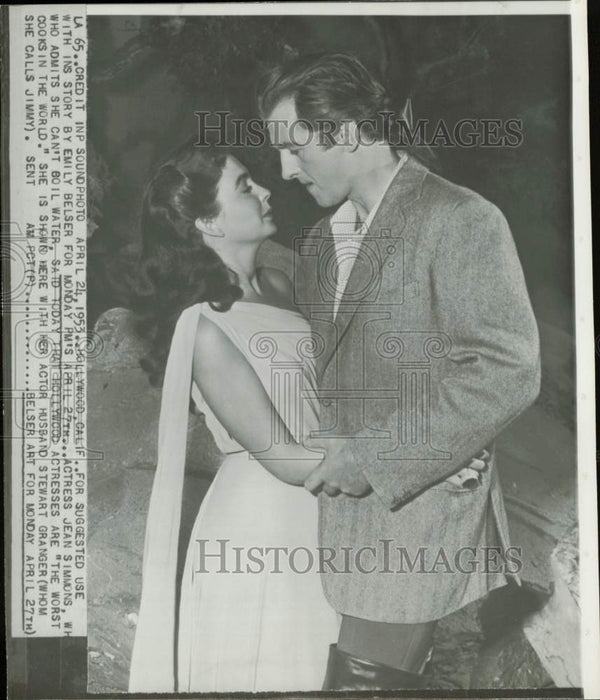 1953 Press Photo Actress Jean Simmons with her actor husband, Stewart ...