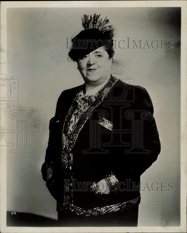 Press Photo Socialite & Columnist Elsa Maxwell - kfx38197 - Historic Images