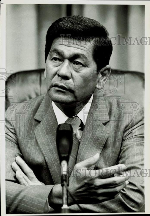 1984 Press Photo Governor George R. Ariyoshi at a press conference in ...
