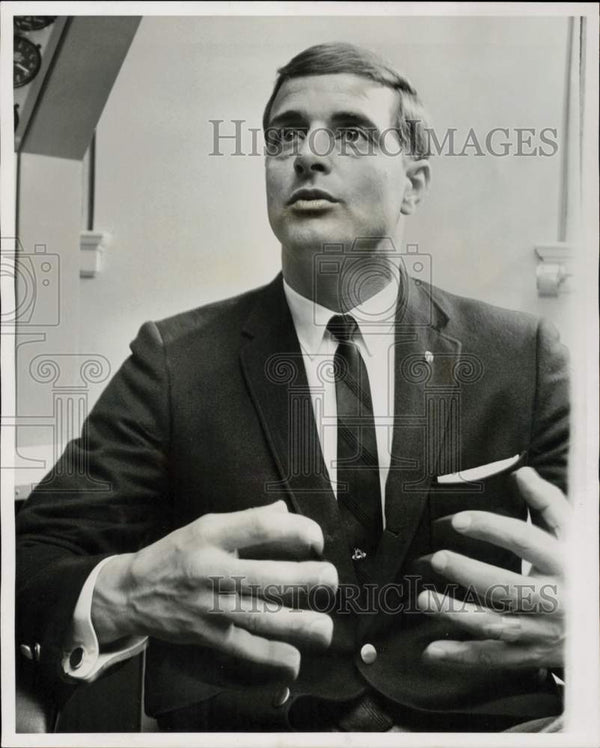 1968 Press Photo Dieter Dengler, training as commercial airline pilot ...