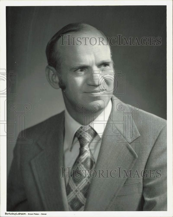1977 Press Photo Bruce R. Baum, staff geophysicist of Petro-Lewis ...