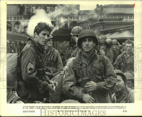 1979 Press Photo Actors Richard Gere and Chick Vennera stars in "Yanks ...