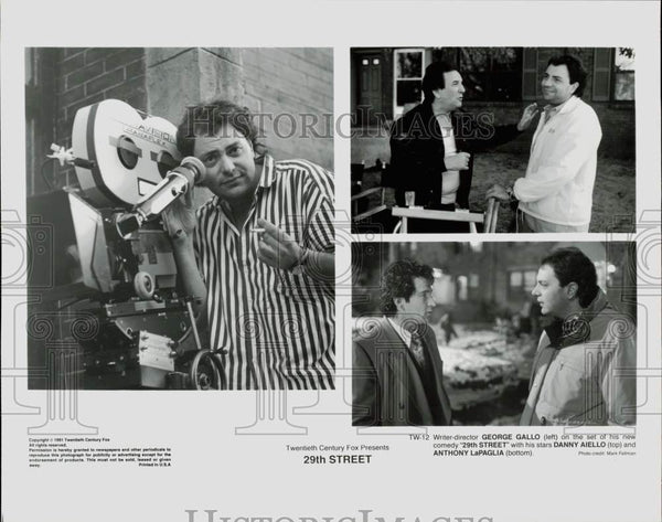 1991 Press Photo Director George Gallo & Stars on "29th Street" Movie ...