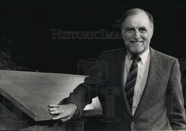 1989 Press Photo Pastor Stuart Briscoe, Elmbrook Church, Brookfield ...