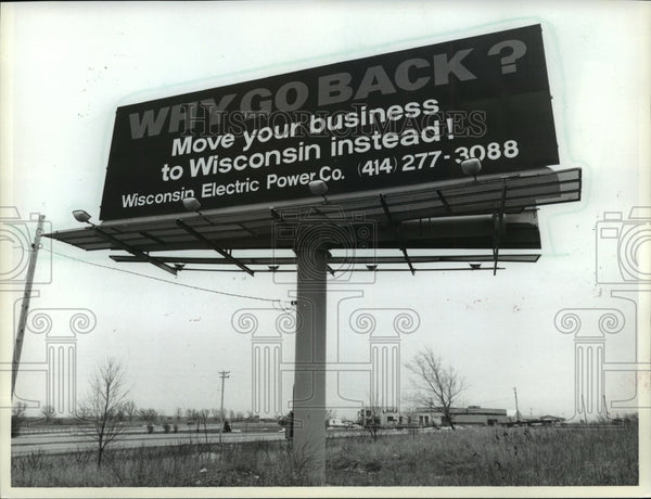 1983 Press Photo Wisconsin Electric Power Company Billboard on the I-94 ...