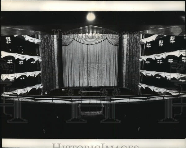 1966 Press Photo Auditorium of New York's Metropolitan Opera in Lincoln ...