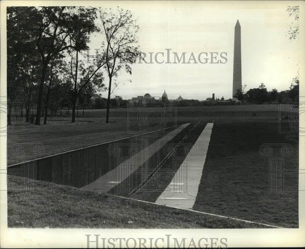 1983 Press Photo Vietnam Veterans Memorial Washington, DC - Historic Images