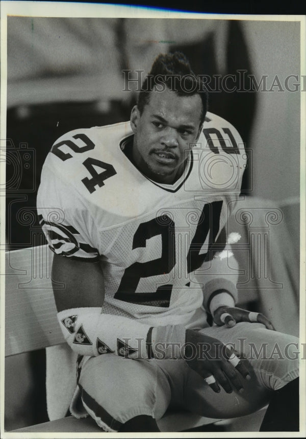 1987 Press Photo Mossy Cade Is Expected Back to the Packers in 1988 ...