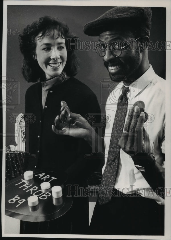 1989 Press Photo Sarah Lane & Jerry Johnson at the Milwaukee Art Museum ...