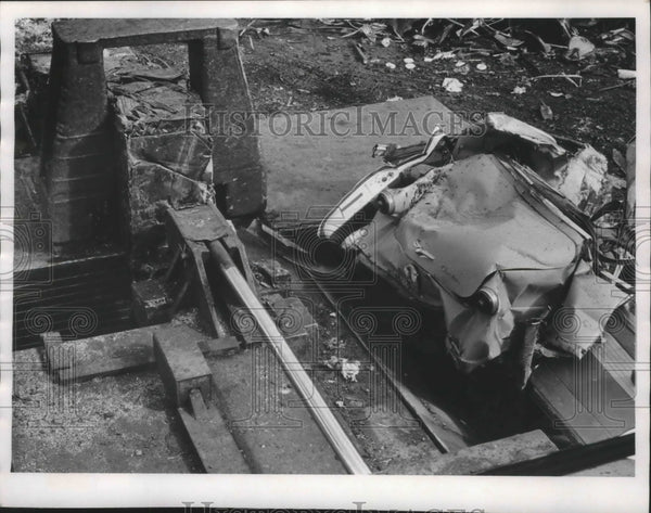 1970 Press Photo a car from underground compressor at Miller ...