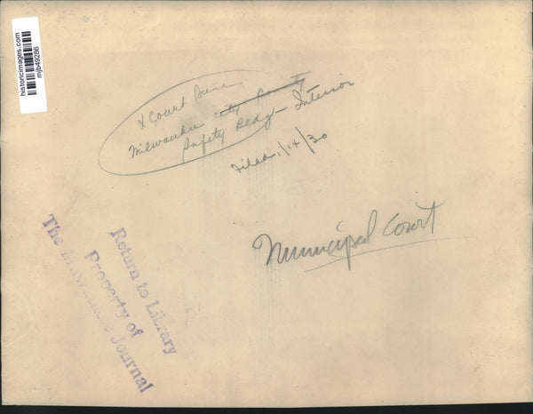 1930 Press Photo Municipal Court Scene-Milwaukee-Safety Building ...