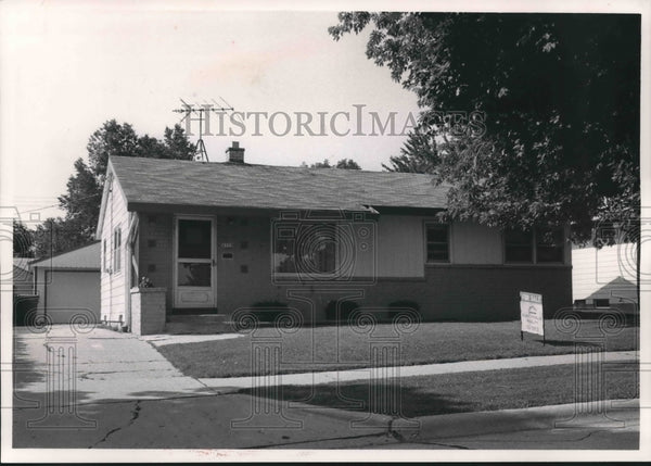 1989 Press Photo Owners asking $49,500 for Ranch Home in Milwaukee ...