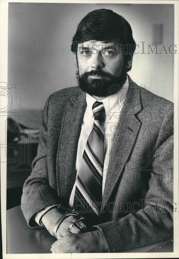 1983 Press Photo William Hatcher heads organization helping disabled ...