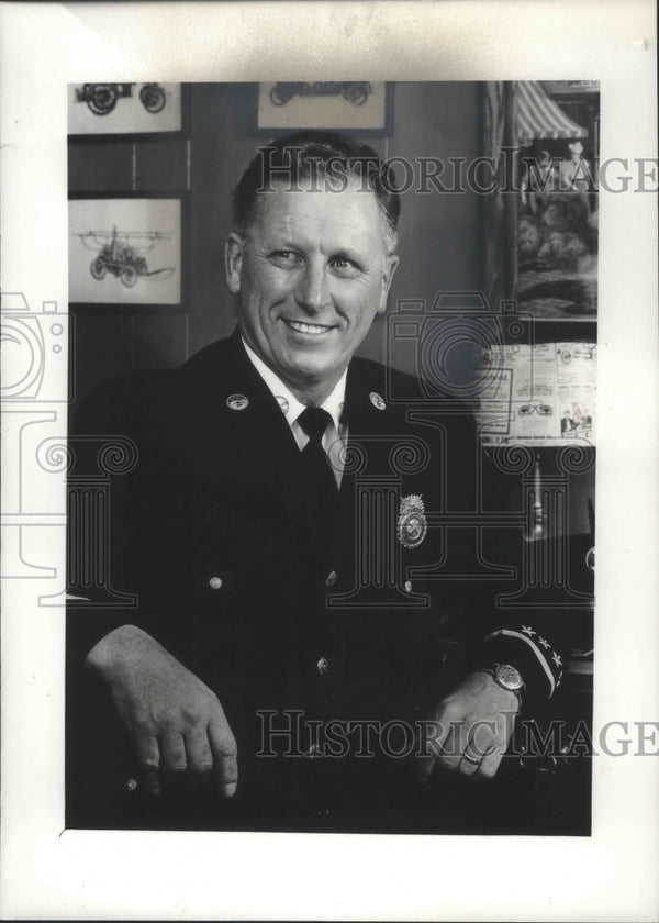 1975 Press Photo Gerald Nolte, appointed Fire Deptartment Chief, West ...
