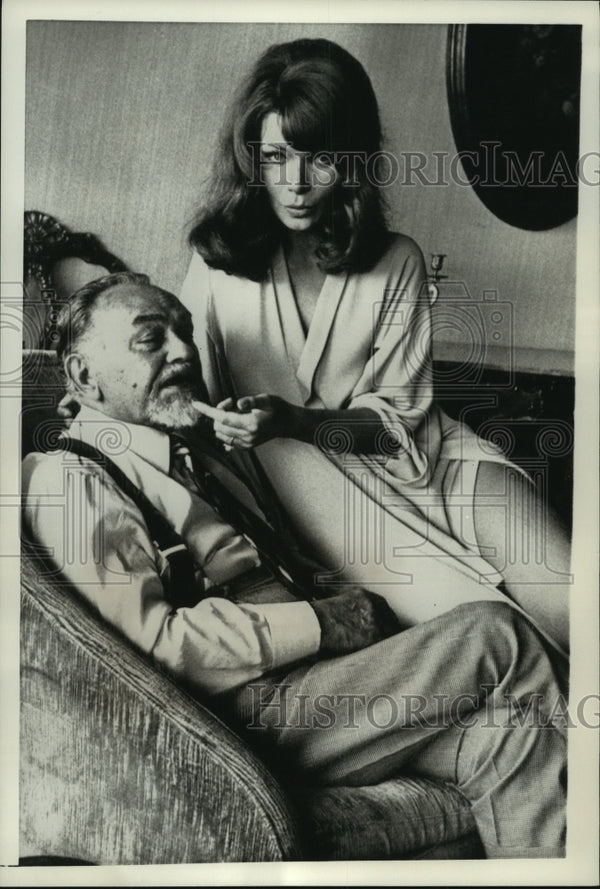 1967 Press Photo Edward G Robinson and Uta Levke filming in Rome, Italy ...