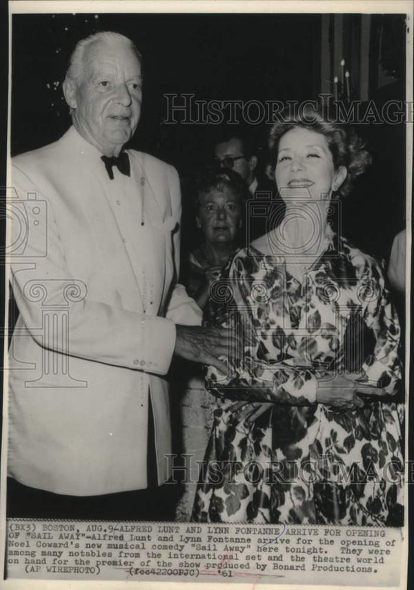 1961 Press Photo Alfred Lunt and Lynn Fontanne, Opening of "Sail Away ...