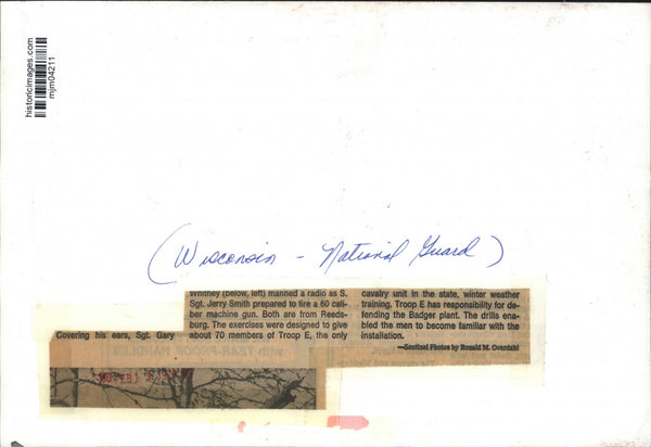 1970 Press Photo Gary Whitney holds ears as Jerry Smith fires gun ...